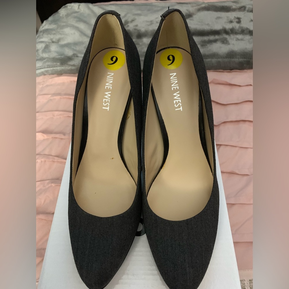 Nine West 6 Inch Heels, Practically Brand New. - Gem